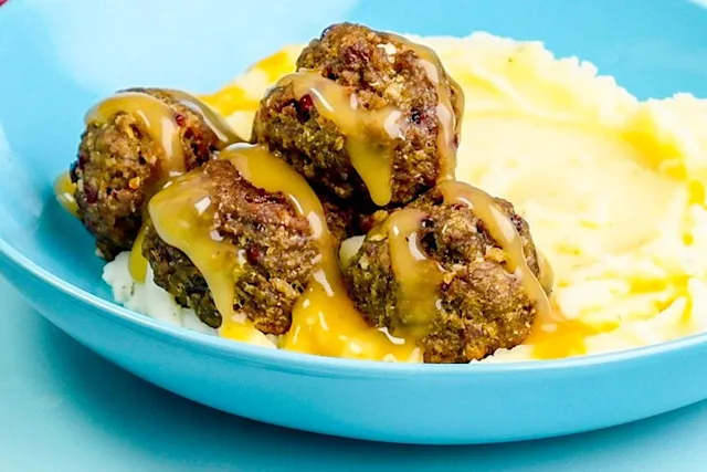 Recipes: Innovative & Savory Cranberry Meatballs | Ocean Spray®