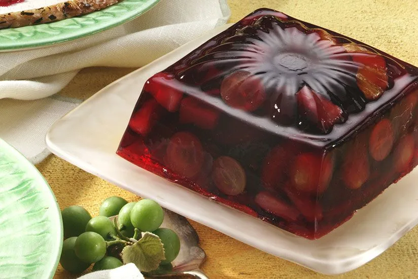 Easy Homemade Light & Fruity Raspberry Mold Recipe | Ocean Spray®