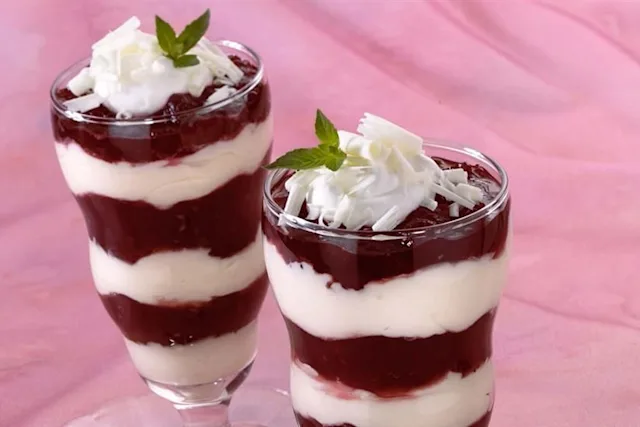 Cranberry White Chocolate Parfait Recipe - Cooking with Ocean Spray®