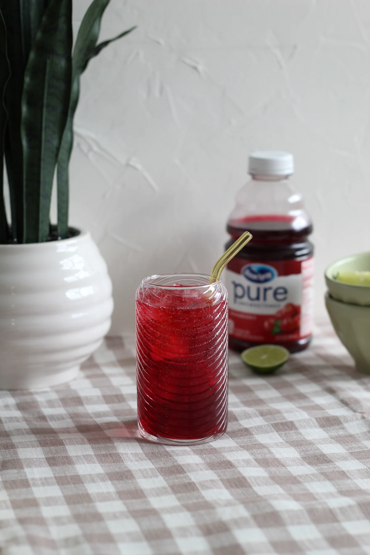 Pure Cranberry Spritzer