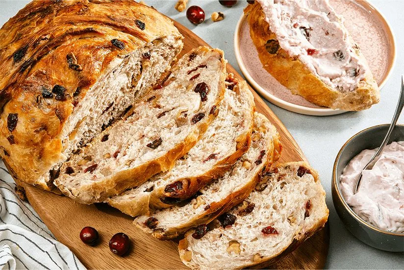 Ocean Spray® Recipes: Cranberry Walnut Dutch Oven Bread